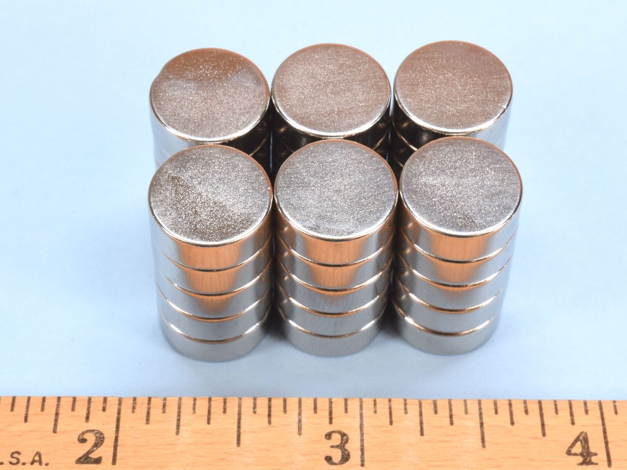 1/2 x 3/16 Inch Neodymium Rare Earth Disc Magnet N52SH d83-n52sh | K&J ...