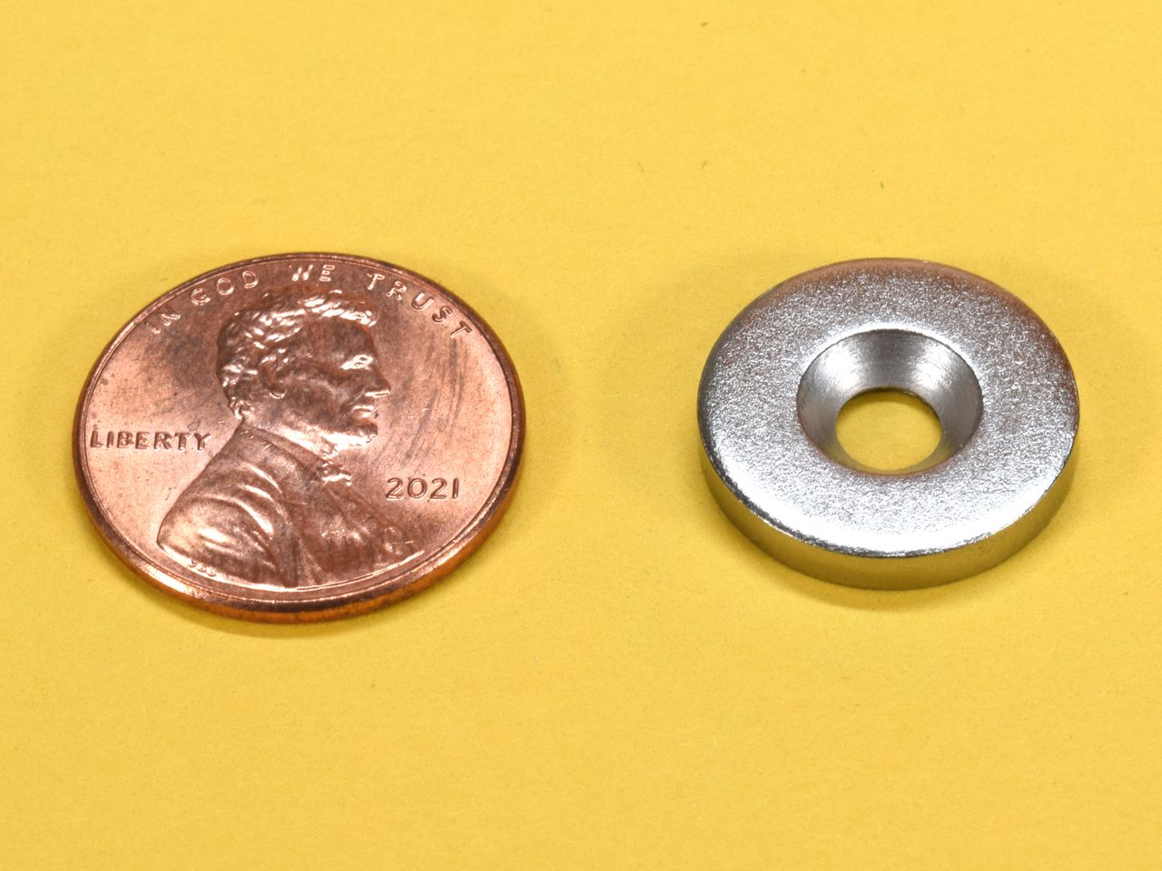 5/8 x 1/10 Inch Steel Washer for Magnets nsw82 | K&J Magnetics